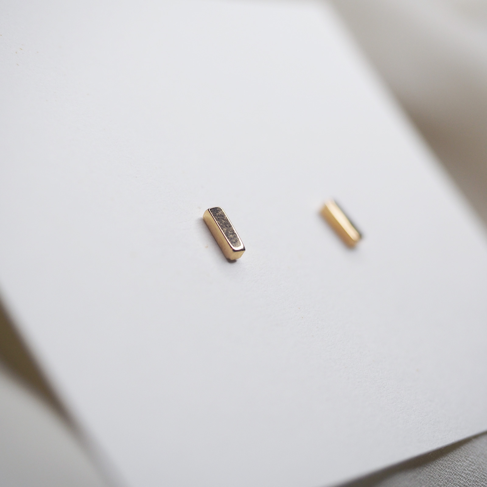 Tiny Line Studs | 18K Gold - Melt Jewellery