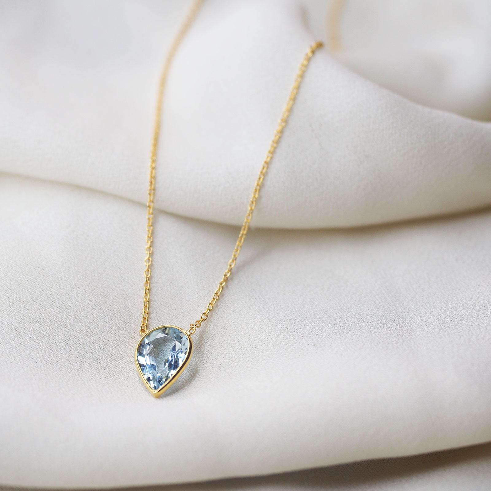 Aquamarine Pear Necklace 18K Gold Melt Jewellery